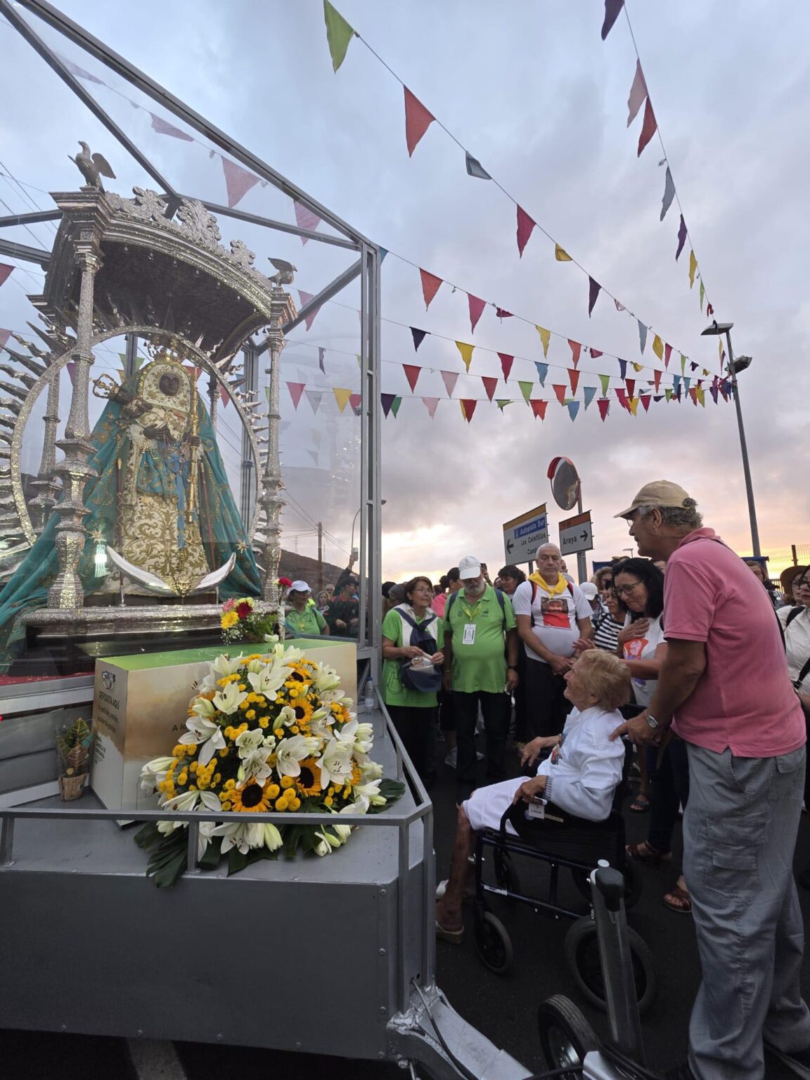 Finalizada la estancia de la Virgen de Candelaria en Santa Cruz ya está ...